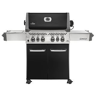 Barbecue | Faire griller les steaks l'été | Tanguay